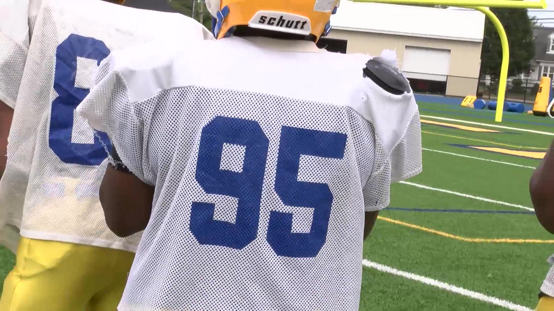 "Hand-to-hand combat:" Playing D-line while female - PBS News Student ...