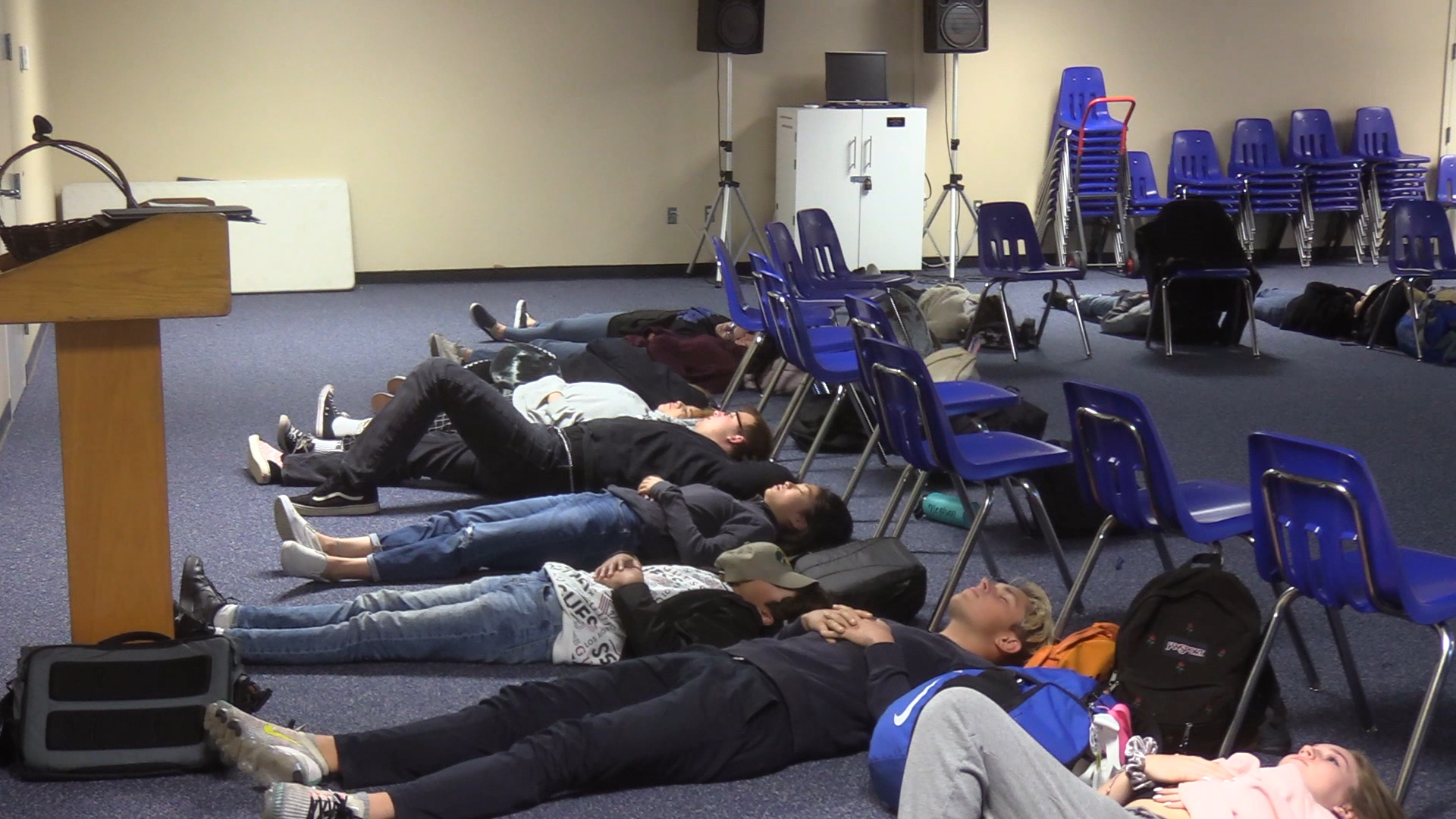 Positive psychology class helps teens de-stress - PBS News Student ...