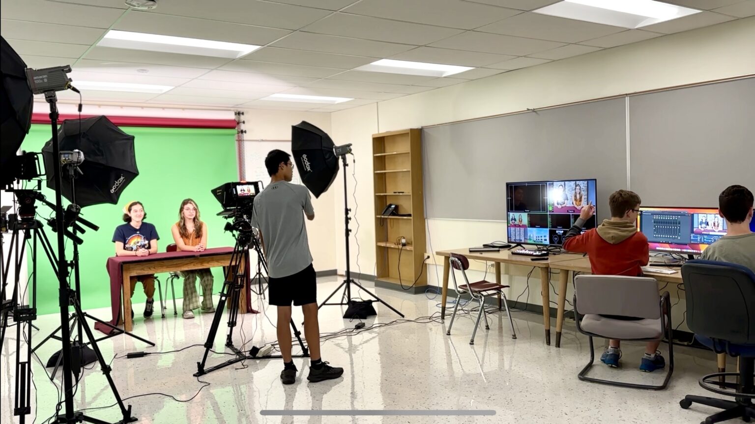 Teacher Feature November 2023: Mindy Pavone - PBS News Student ...